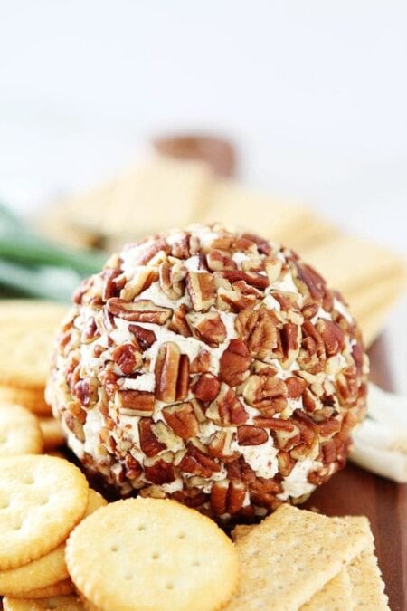 Easy Cheese Ball Recipe