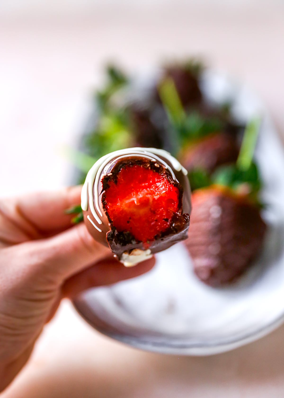 Chocolate Covered Strawberries {EASY} - Two Peas & Their Pod