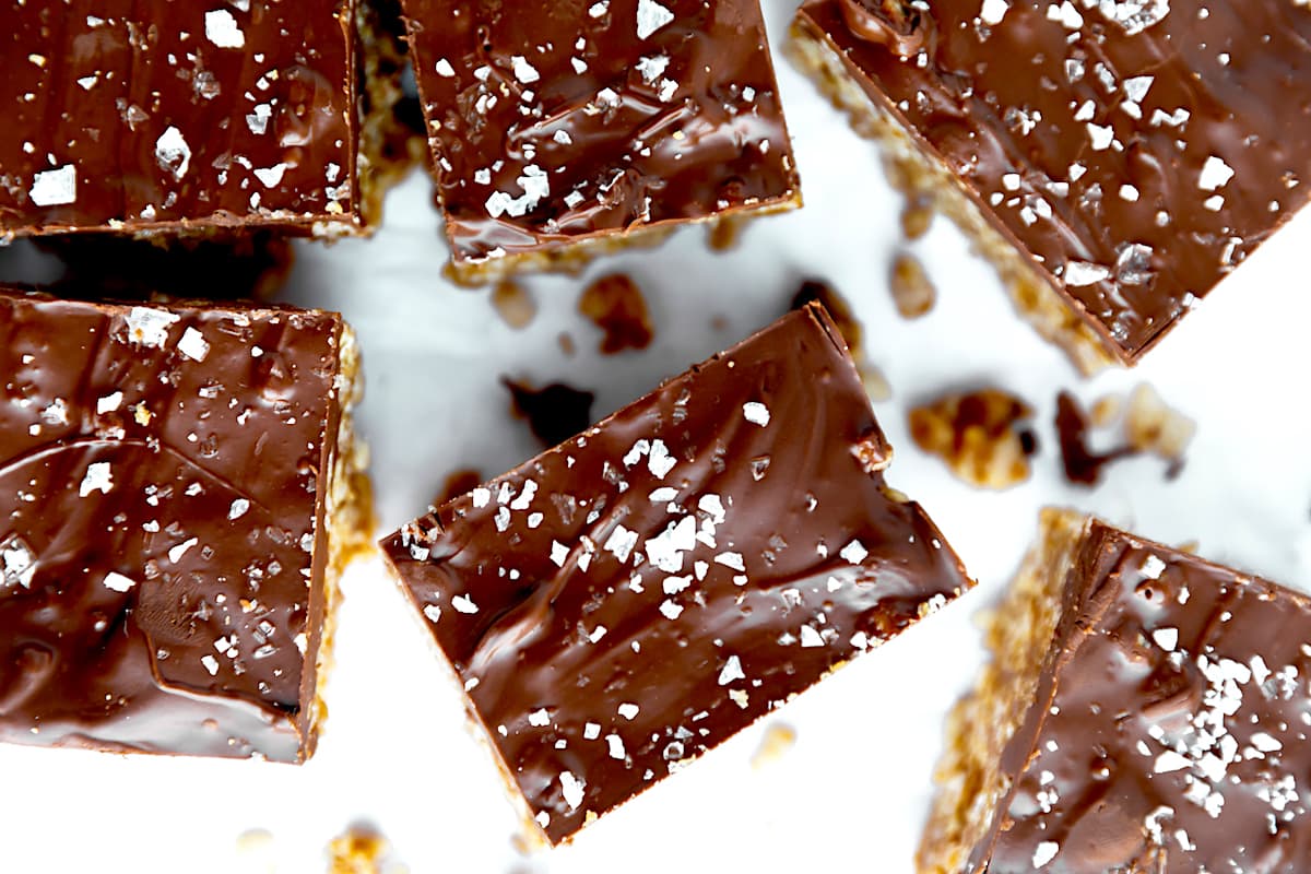 The BEST Scotcheroos {No-Bake} - Two Peas & Their Pod