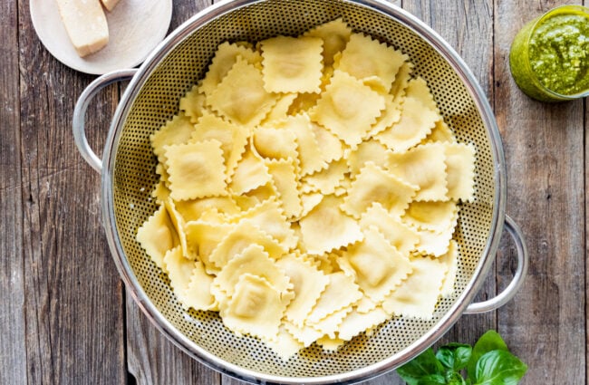 Pesto Ravioli {5-Ingredients} - Two Peas & Their Pod