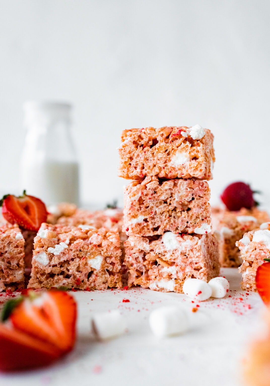 Strawberry Rice Krispie Treats