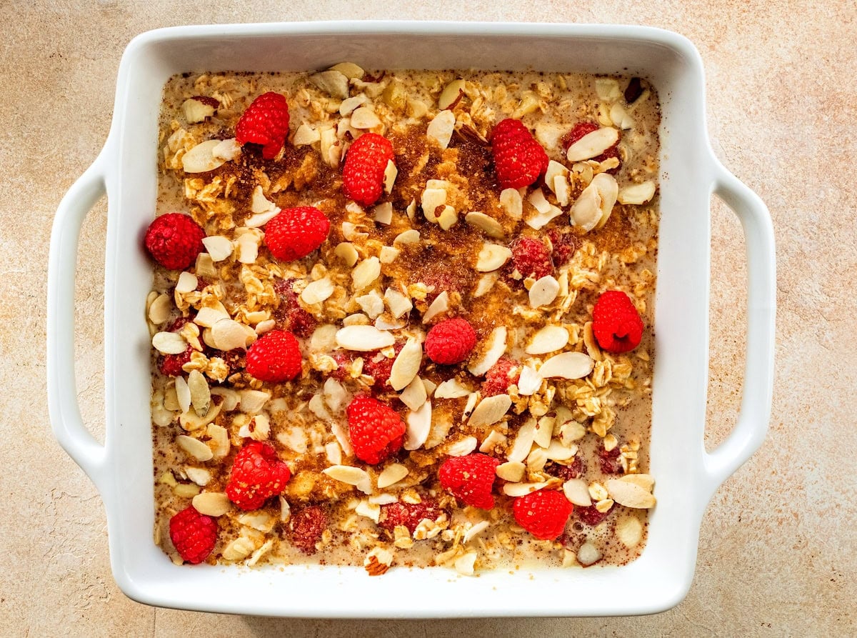 Easy Raspberry Baked Oatmeal